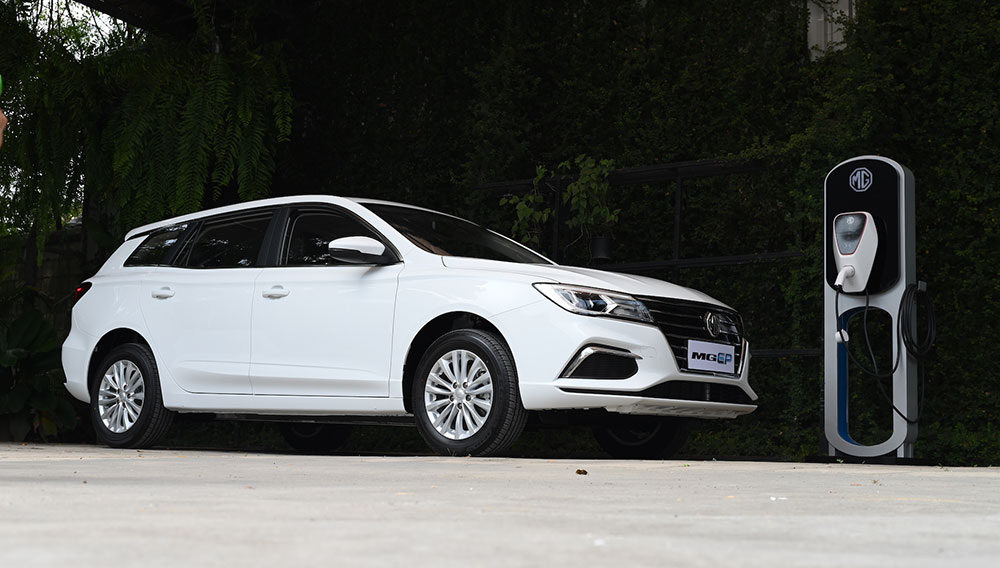 MG EP สเตชั่นแวกอน ไฟฟ้า 100%